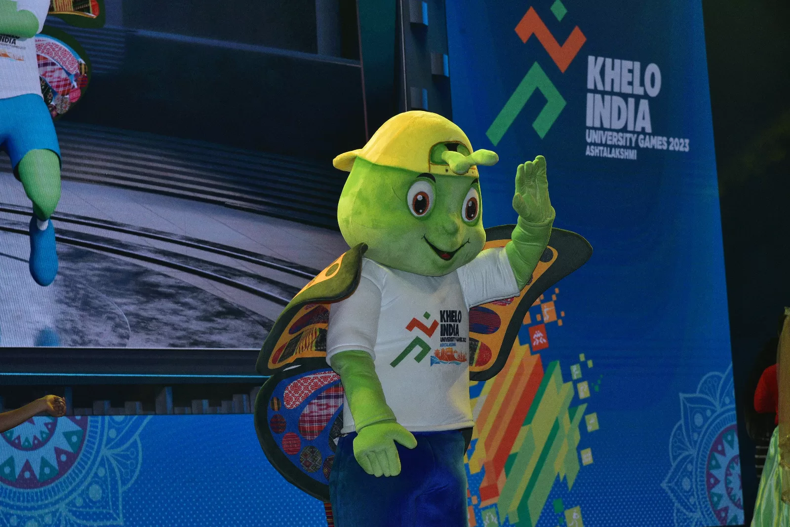 Sportspersons Welcome the Khelo India University Games 2023