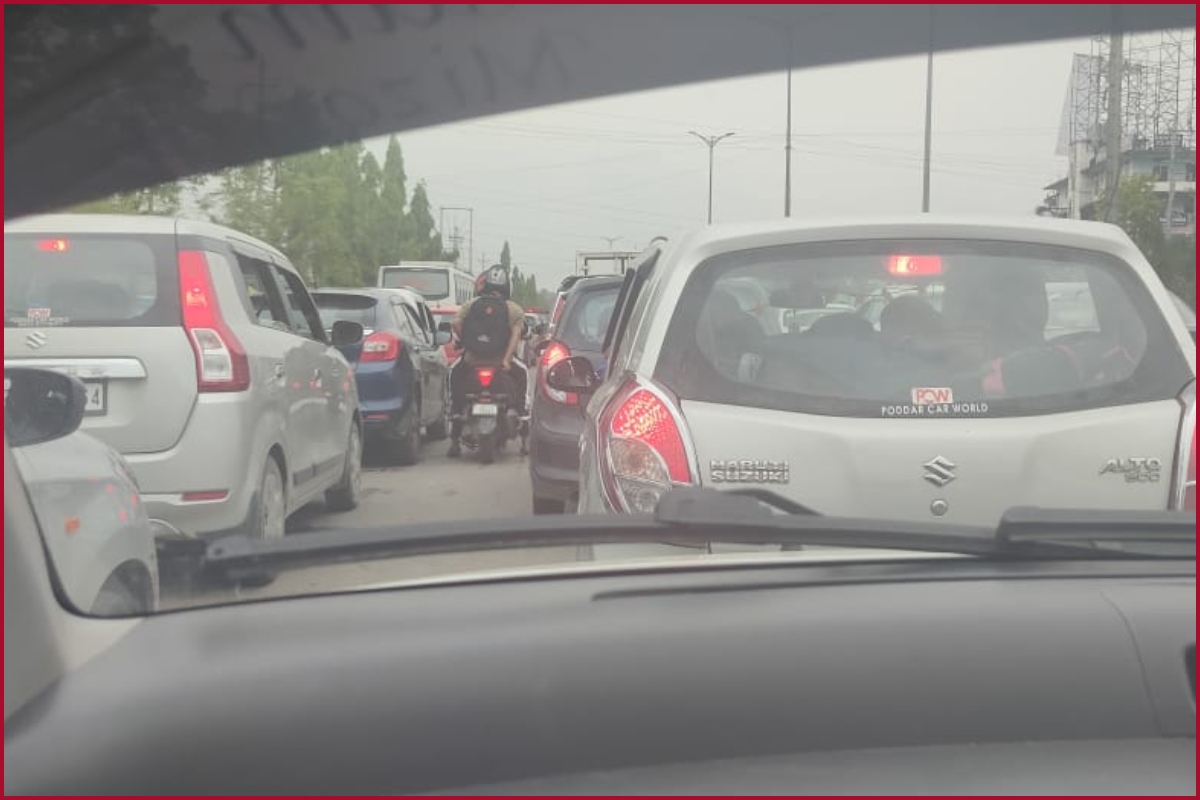 Traffic Restrictions Issued on Jorabat - Khanapara Stretch - Discover East